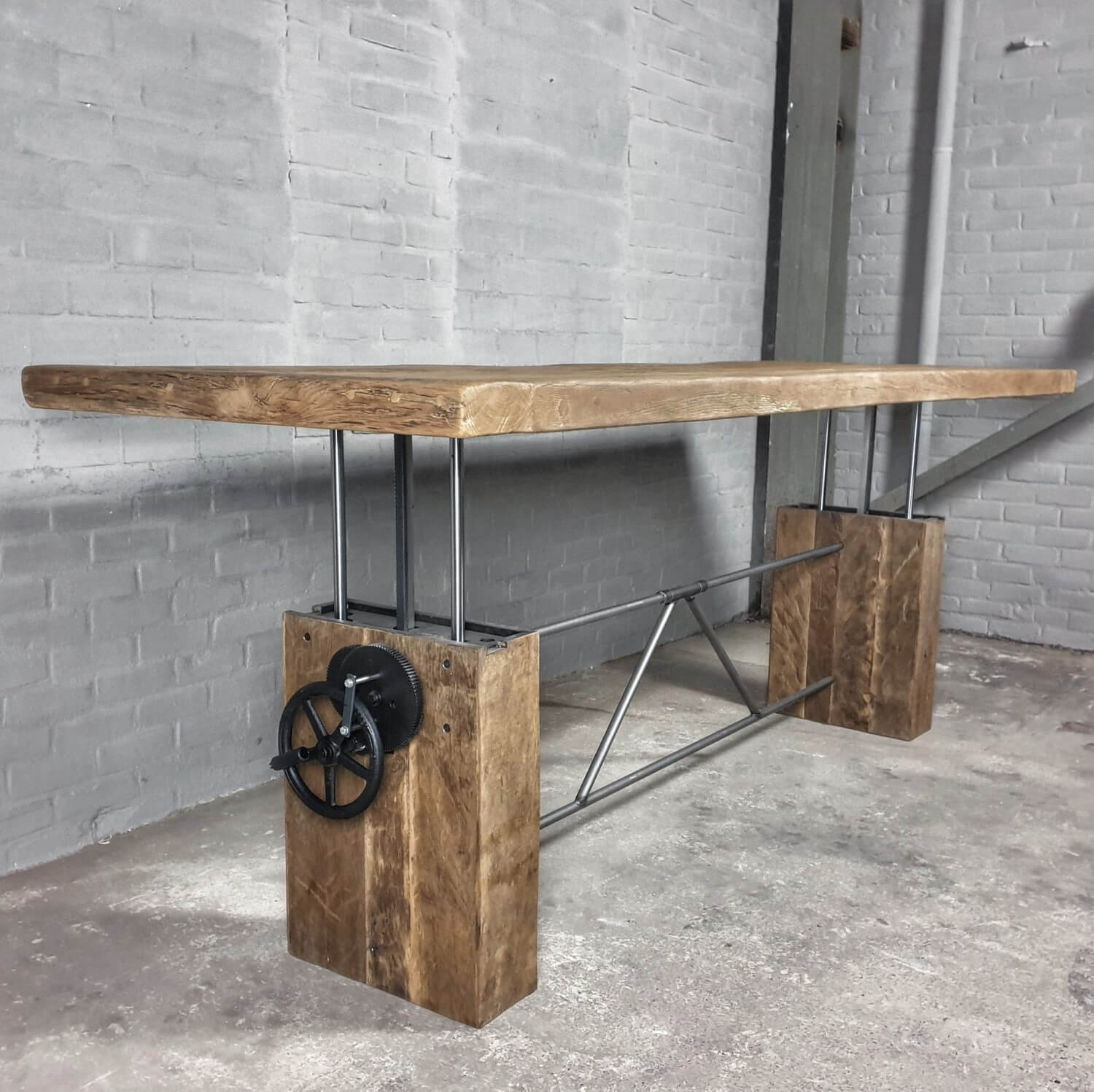Height adjustable wooden dining table - reclaimed oak - Z015 - DT69